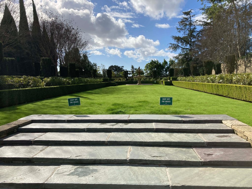 Greystone Manor – Camper Chronicles